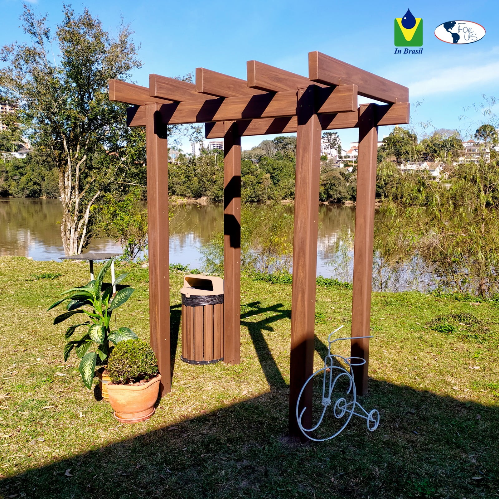 Pergolado de Madeira Plástica BrasilGrass | Elegante e Durável